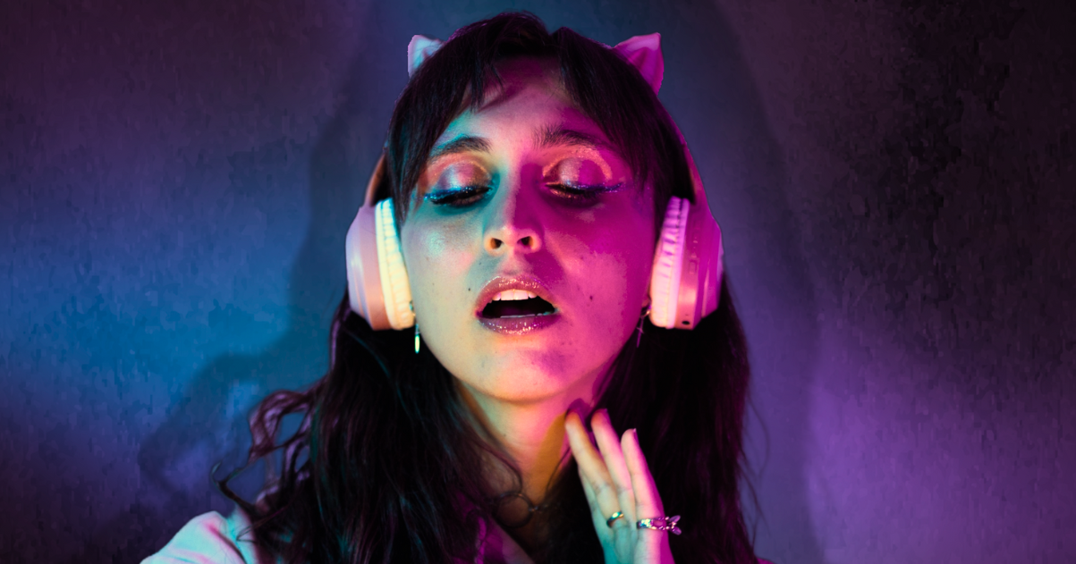 A Transgender Woman on the Internet, Crying: In Concert | Chapel Off Chapel