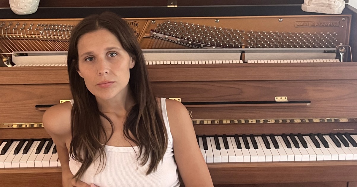 Hannah Joy (Middle Kids) Solo | Chapel Off Chapel
